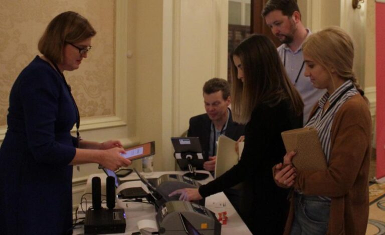 Top 10 Best Event Check In Apps to Check In Attendees Faster in 2025